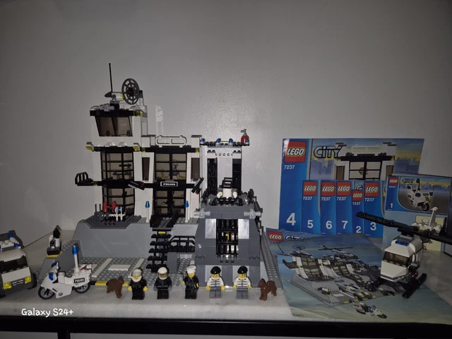 LEGO CITY POLICE Station Set # 7237 Helicopter, Prison, Van, Criminal. $197.50 - PicClick AU