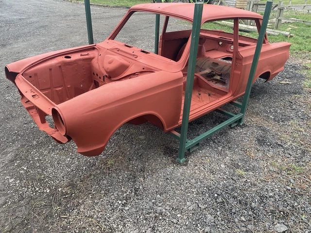FORD CORTINA BODY Shell Mk1 Air Flow 2 Door GT Ideal Race Rally Car £ ...