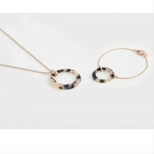 AVON MICHELLE GIFT SET - Rose Gold Tone - Matching Bracelet & Necklace ...