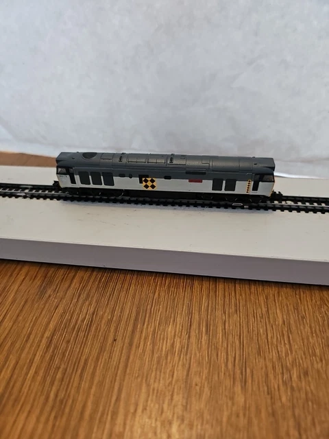 N GAUGE CLASS 50 Loco £60.00 - PicClick UK