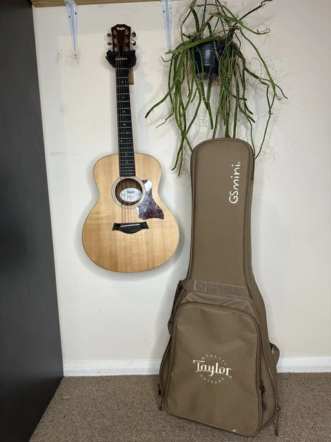 TAYLOR GS MINI Acoustic Guitar Rose Wood Spruce Top W Case £495.00 ...
