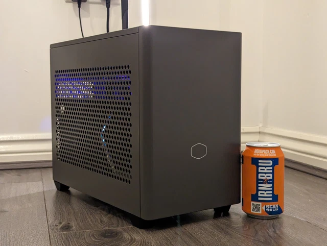 LIQUID COOLED MINI ITX Gaming PC - Ryzen 7 7700x - RTX 4090 EUR 3.085 ...