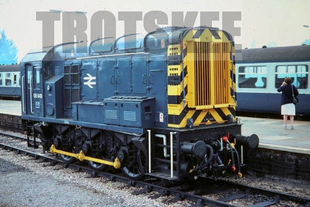 35MM SLIDE BR British Railways Diesel Loco Class 08 08848 Hereford 1982 ...