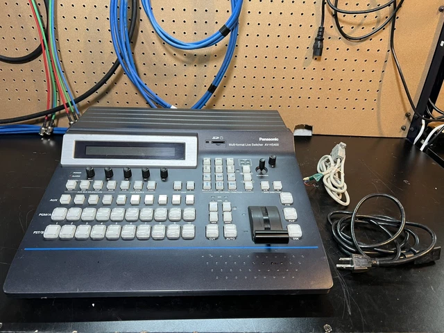 PANASONIC AV-HS400 MULTI-FORMAT Live SD/HD-SDI Switcher w/ Road Case ...