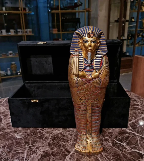 King Tut Sarcophagus Close Up