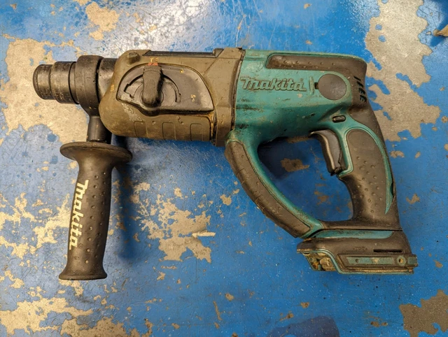 MAKITA DHR202 LXT Cordless Rotary Hammer Drill SDS BODY ONLY £60.00 ...