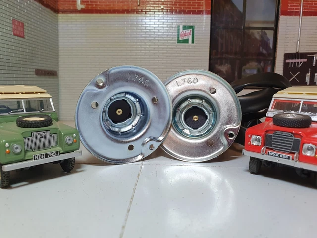 LAND ROVER SERIES 2a 3 Indicator Sidelight Bulbholders Lamp Lucas Type ...