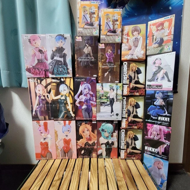 SET MISTO ANIME Re: ZERO OVERLORD AoButa ecc. Lotto di 23 figurine per ...