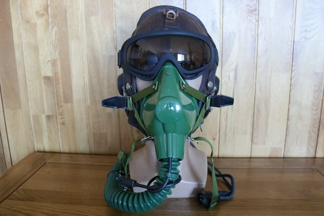 ORIGINAL MILITARIA MIG Pilot Flying Helmet,Goggles,Oxygen Mask Ym-6505 ...