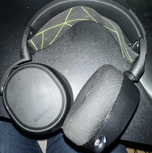STEELSERIES ARCTIS 9X Xbox one/Xbox Series/windows wireless headset £45 ...