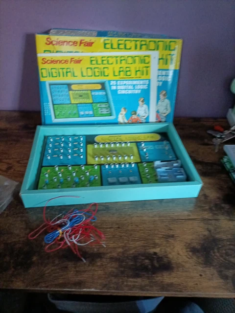 VINTAGE SCIENCE FAIR Electronic Digital Logic Lab Kit #28-226, Tandy ...