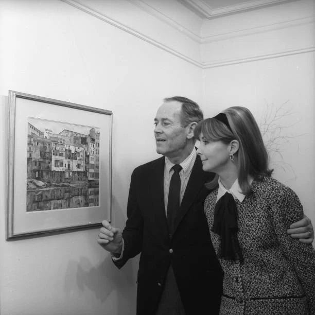 HENRY FONDA AND wife Shirlee at an exhibit of his paintings 1966 OLD ...