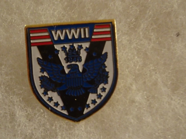 WWII WORLD WAR II 1941-1946 eagle logo Vintage Badge pin EUR 15,84 ...