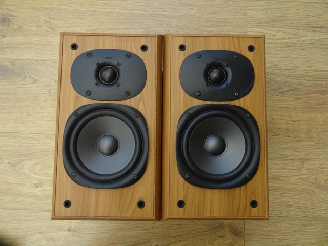 JAMO CORNET 145 2-Way Bookshelf Speakers, 60W RMS, 90W Peak, 6Ω, Beech ...
