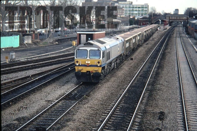 35MM SLIDE BR British Railways Diesel Locomotive Class 59 59004 1992 ...
