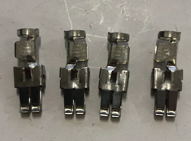 GENUINE MERCEDES BENZ Wiring Connector Plug Terminal Pin - A0045450026 ...