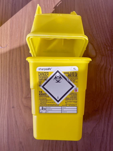 BIOHAZARD SHARPS BINS 1L Medical Insulin Syringe Tattoo Waste Box/Tub £ ...