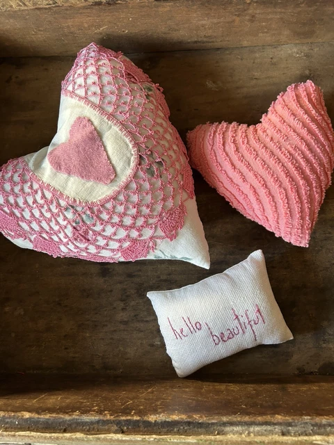 PRIMITIVE STITCHERY A Valentine Gathering of Hearts Hand Stitched ...