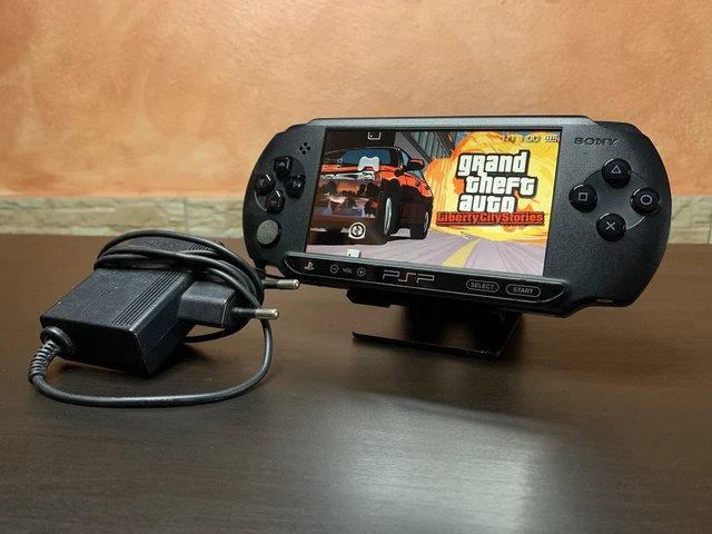 PSP STREET E1004 con caricabatterie, 1 gioco ed SD 8GB EUR 74,90 ...
