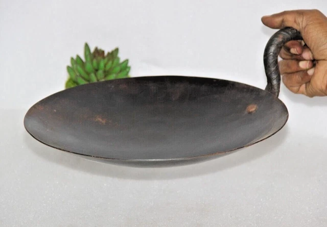 ANTIQUE TRADITIONAL CHAPATI/BREAD Making Black Iron Pan Desi Tawa With ...