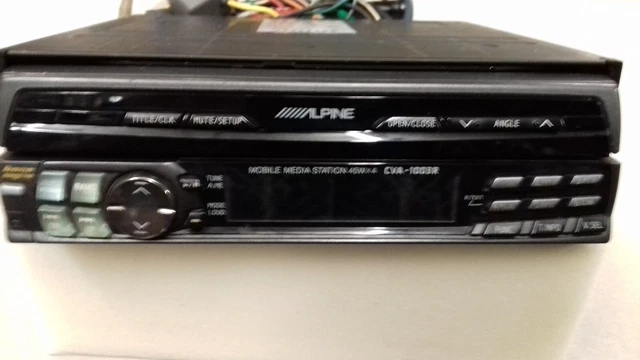 ALPINE CVA-1003R MEDIA Station für 1 DIN Schacht mit ausfahrbarem ...