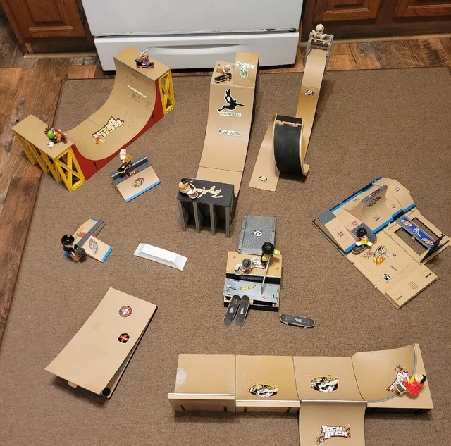 TECH DECK TONY Hawk Skate Park Lot Ramps Rails Stairs Finger Boards ...