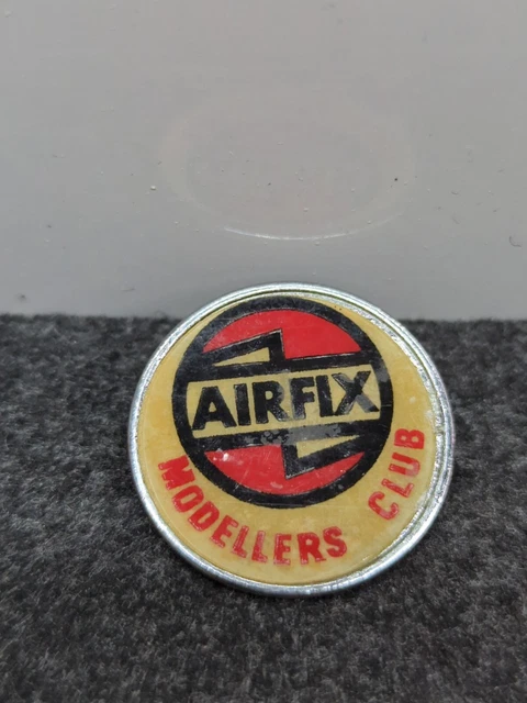 AIRFIX MODELLERS CLUB Badge Pin Vintage old British button Model £8.00 ...