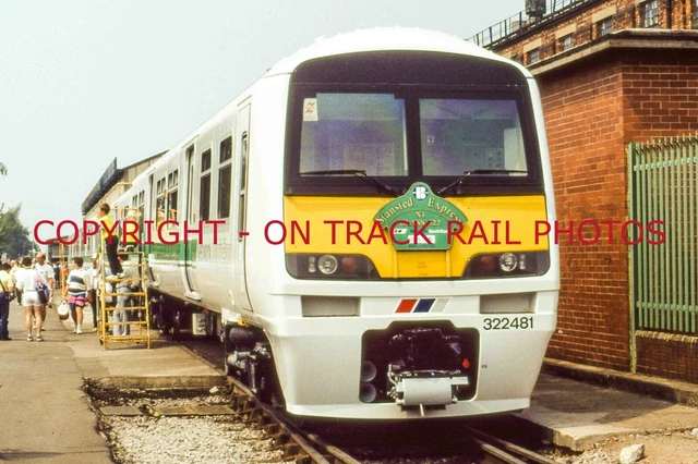 UK RAILWAY PHOTOGRAPH Of Emu Class 322 322481. Rmemu-45 £1.70 - PicClick UK