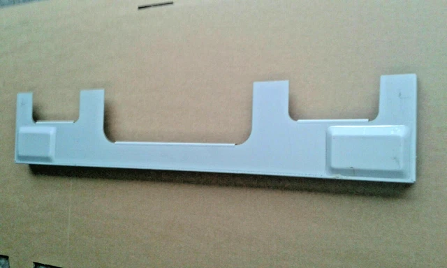 LAND ROVER SERIES 2a /3 Radiator Front Panel 1969 onwards £42.50 ...