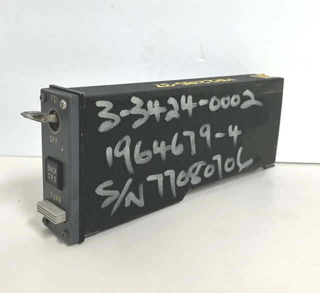 BENDIX AIRCRAFT FLIGHT Director Control Panel P/N 1964679-4 $47.71 ...