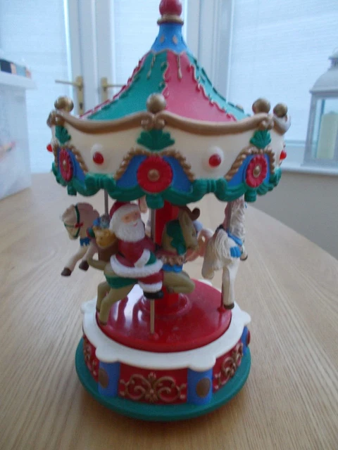 VINTAGE 1990'S AVON Santa's Carolling Carousel Musical Christmas ... VINTAGE 1990'S AVON Santa's Carolling Carousel Musical Christmas ...