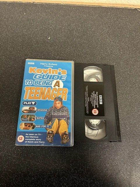 KEVINS GUIDE TO Being a Teenager VHS VIdeo - Tested EUR 17,44 - PicClick IT