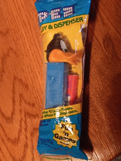 VINTAGE PEZ DISPENSE Daffy Duck NIP Original Sealed Packaging £8.44 ...