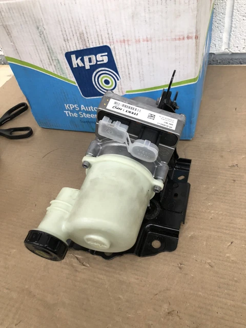 POWER STEERING PUMP DACIA Logan Sandero 491101295R 491105358R ...