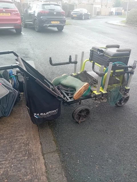 MATRIX TROLLY WITH 4 Wheels And Seat Box £260.70 - PicClick UK