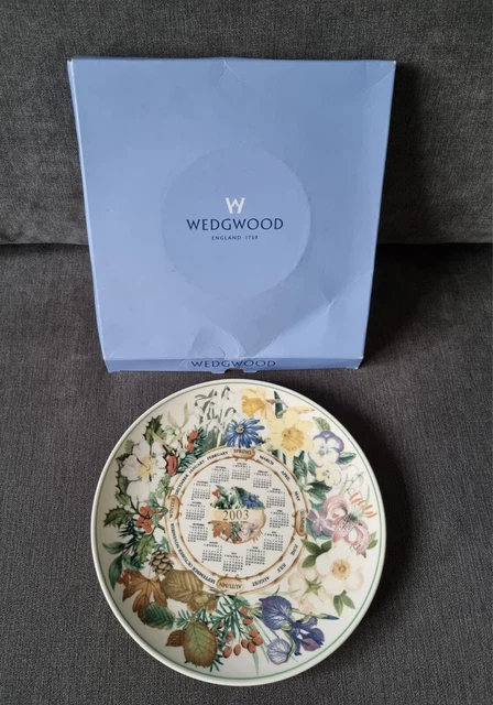 COLLECTABLE WEDGWOOD COMMEMORATIVE 2003 Calendar Plate Daily Mail ...