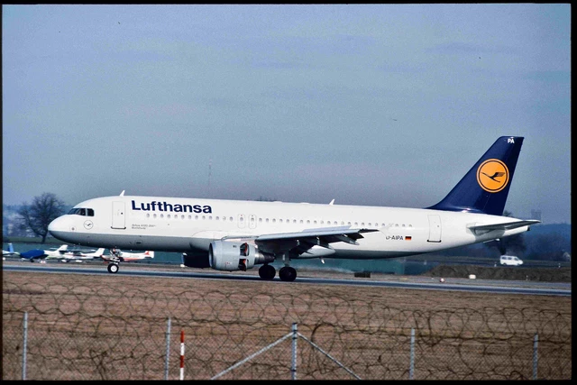 AIRCRAFT DIA AIRCRAFT Slide Lufthansa Airbus A320 D-AIPA Stuttgart 1990 ...