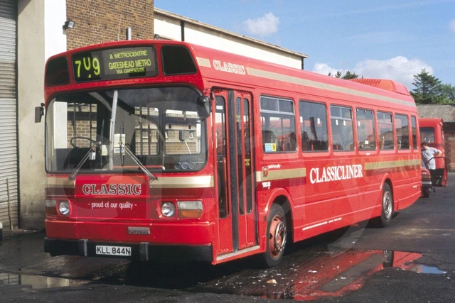 BUS PHOTO - Classic Coaches KLL844N GFJ668N Leyland National ex Western ...