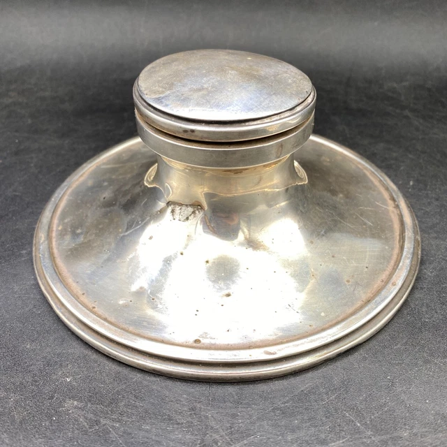 SILVER CAPSTAN INKWELL Character Antique Condition Clear Glass Liner £ ...
