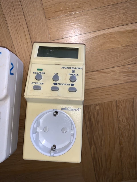 WOCHENZEITSCHALTUHR Zeitschaltuhr digital düwi und Pt 1007 Plus EUR 12 ...