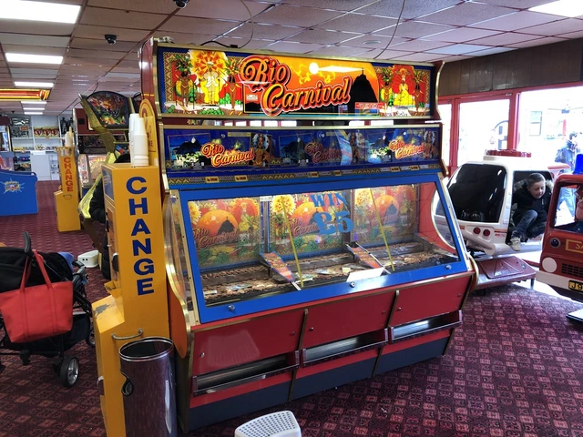 COIN PUSHER, ARCADE machine, fun fair, coin operated £122.00 - PicClick UK