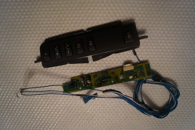 IR SENSOR TXN/V10PCD & Side Buttons Board For 32" Panasonic Tx-32C10B ...