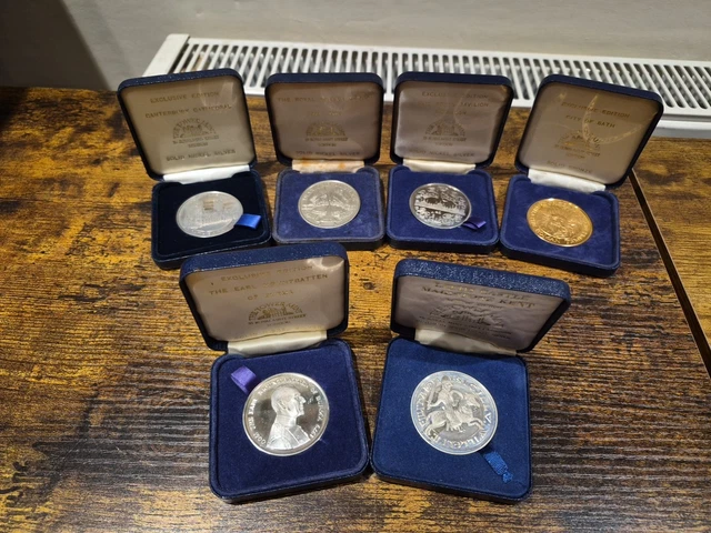 6 X VINTAGE Collectors Medallions Various Themes . £1.16 - PicClick UK