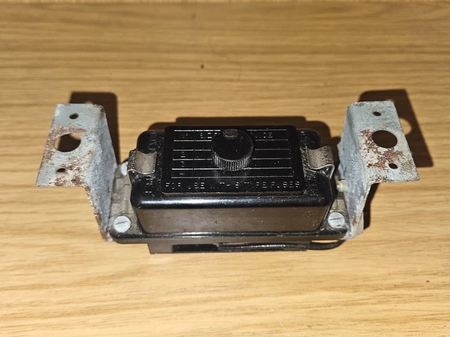 WW2 WWII 40'S RAF Aircraft Cockpit Electrical Type F Fuse Box 5C/883 ...