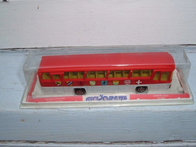 MAJORETTE COACH AVEC Drapeaux Nationaux Boite Ouverte EUR 17,59 ...