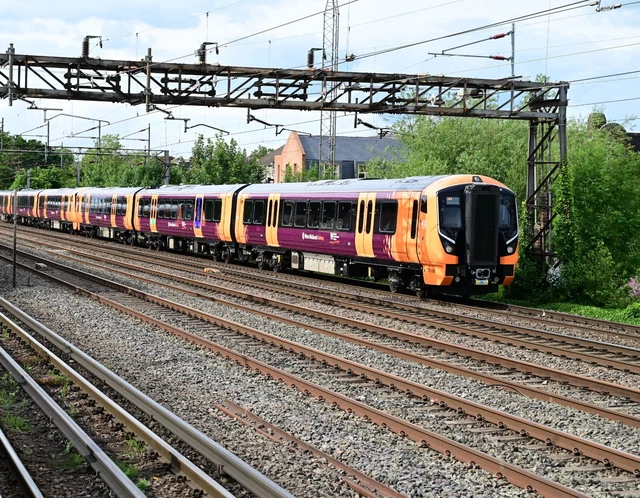 CLASS 730 NO 730006 in west midlands at south kenton £1.00 - PicClick UK