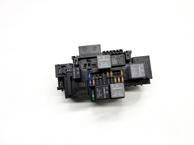 MERCEDES-BENZ GLC X253 C253 2017 Diesel Boîte à Fusibles A2229063805 ...