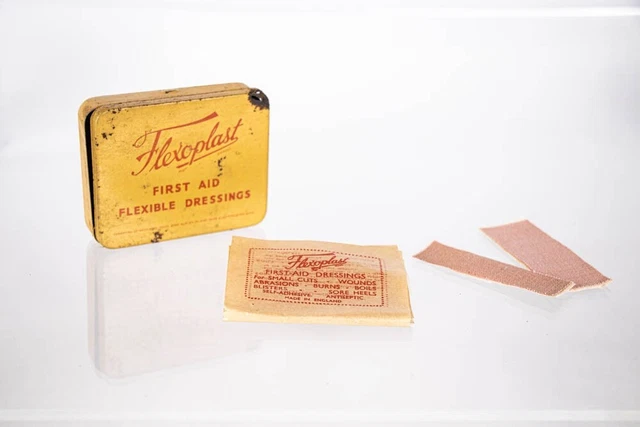 VINTAGE FLEXOPLAST PLASTER/DRESSING Tin Still With Original Contents ...