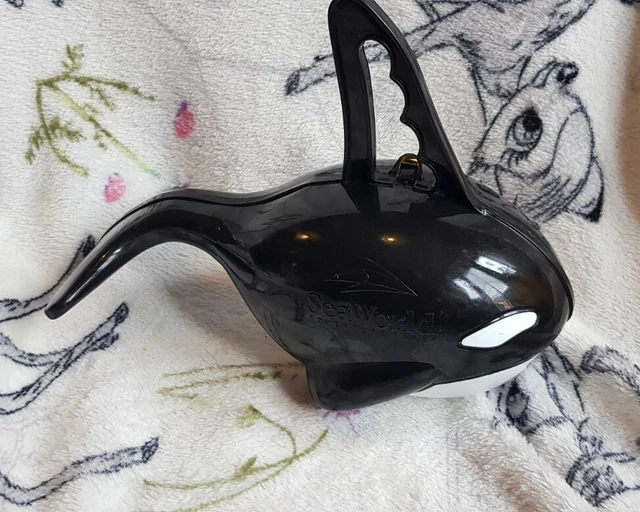 SEAWORLD SHAMU LUNCH Snack Box Sea World Orca Killer Whale Collectible ...