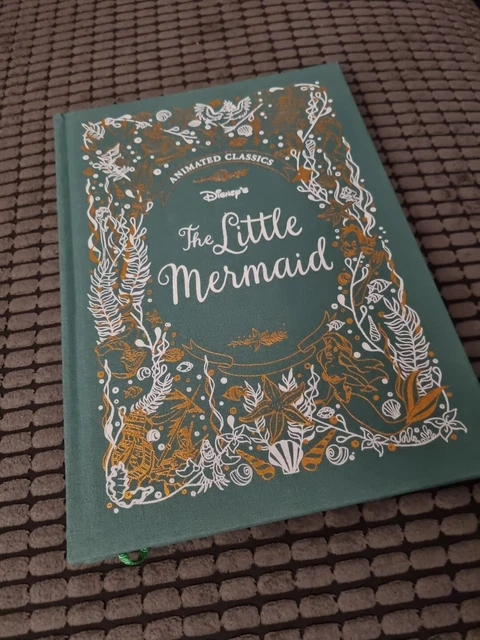 THE LITTLE MERMAID (Disney Animated Classics): A deluxe gift book. £5. ...